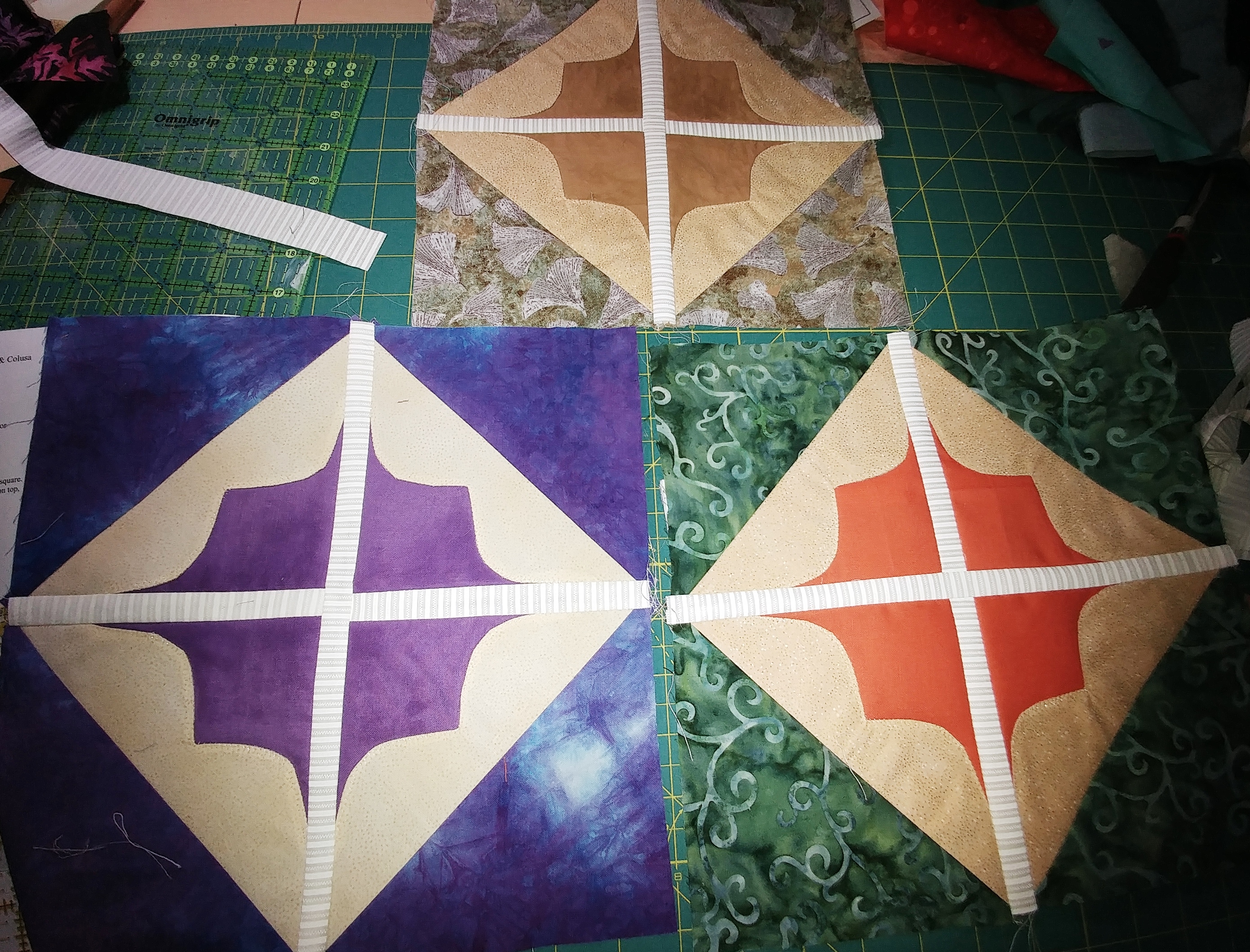 Spanish Tiles quilt pattern | darcelonaquilts